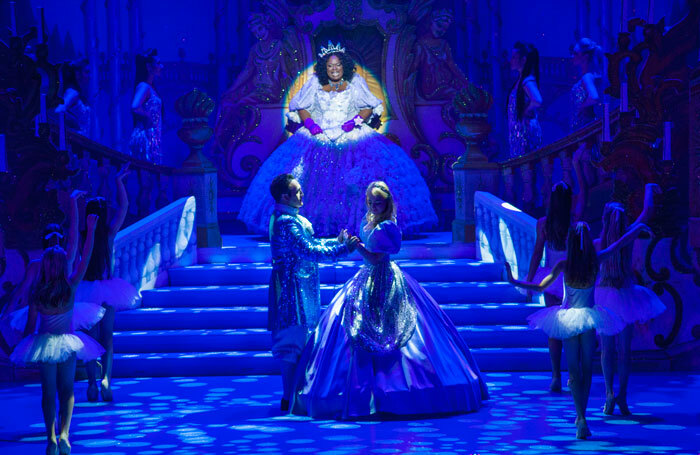 Cinderella review, Grove Theatre, Dunstable, 2015