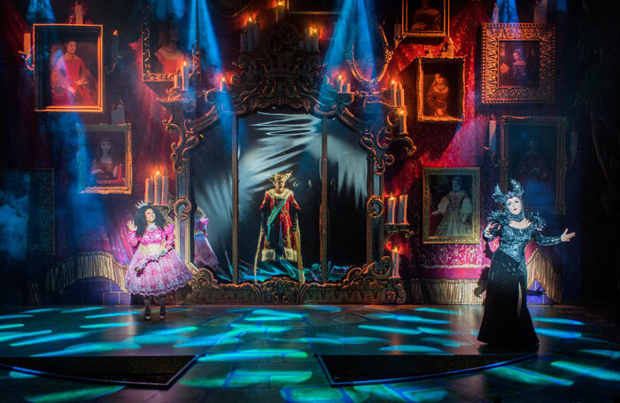 Snow White and the Seven Dwarfs review, Mercury Theatre, Colchester, 2017