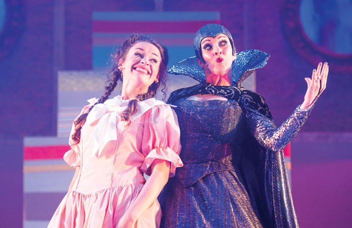 Snow White and the Seven Dames review, Perth Theatre, 2018