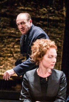 Richard III review, Almeida Theatre, London, 2016