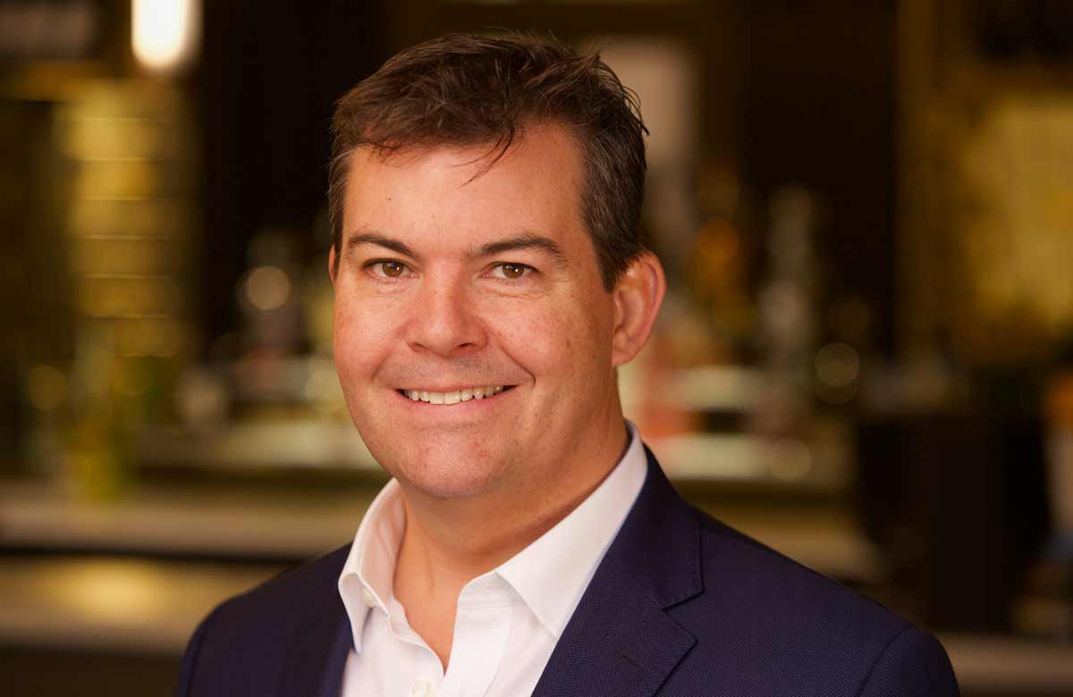 Adam Kenwright to set up stage and screen production company