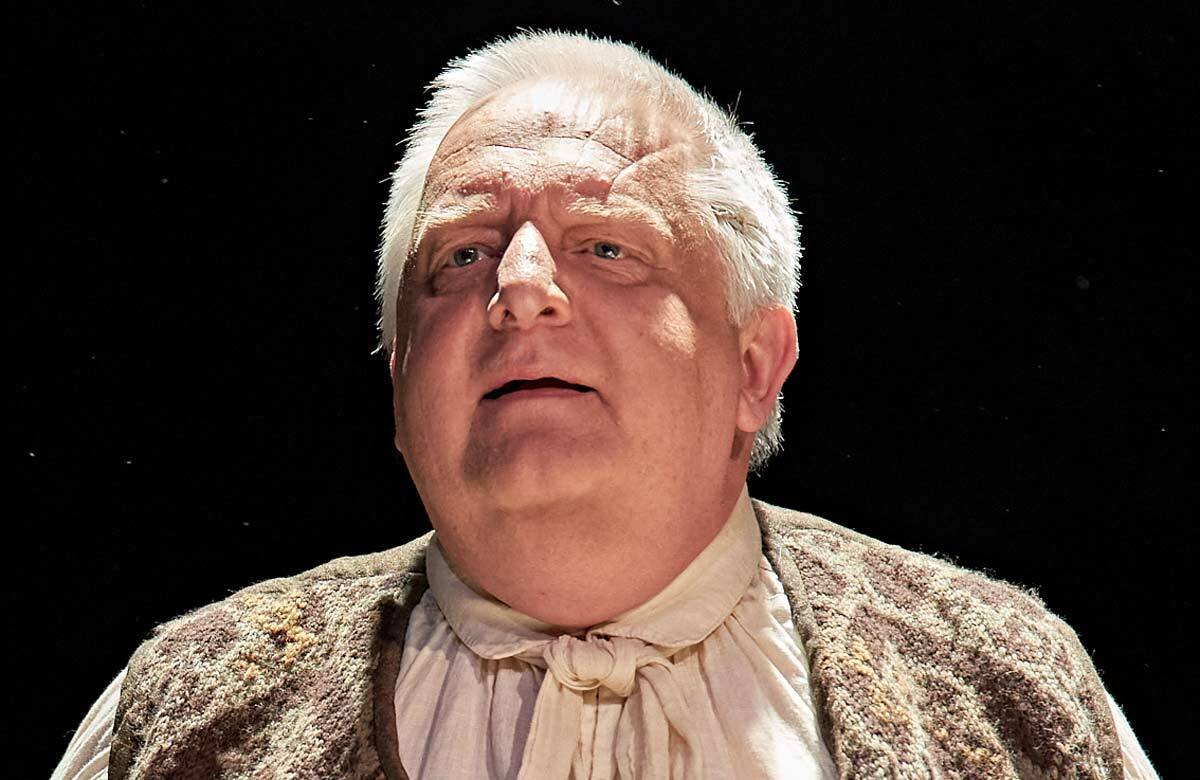 Review: Bach and Sons with Simon Russell Beale at London's Bridge Theatre