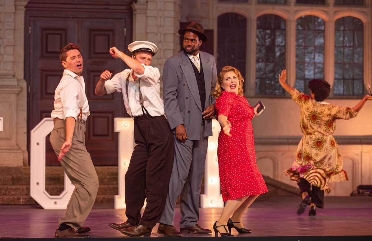 Review: Wonderful Town – 'Gorgeously performed and expertly directed ...