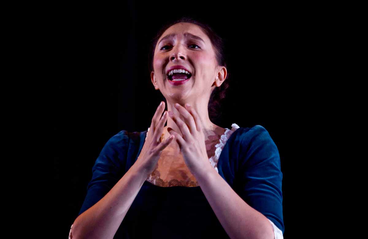 Review: Gin Craze!, Royal and Derngate, Northampton – ‘Debbie Chazen is ...