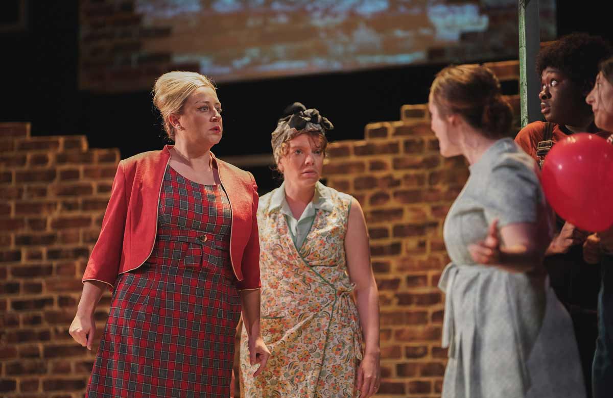 Our Laygate, Customs House, South Shields – ‘clear-eyed tribute to ...