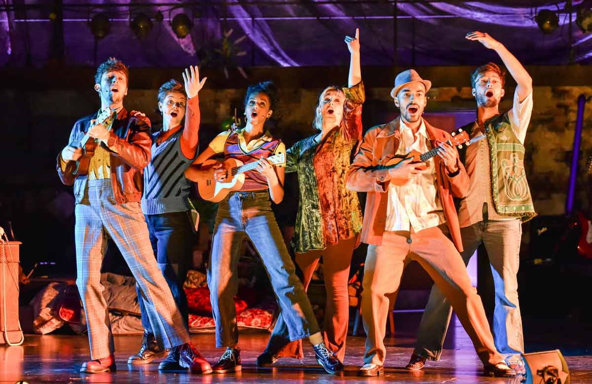 Review: The Ruff Tuff Cream Puff Estate Agency, Belgrade Theatre ...