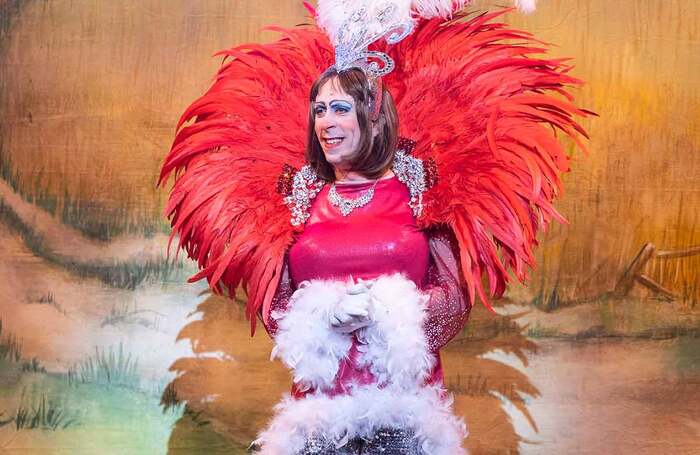 Review: Jack and the Beanstalk at Theatre Royal Windsor – 'Wholesome ...