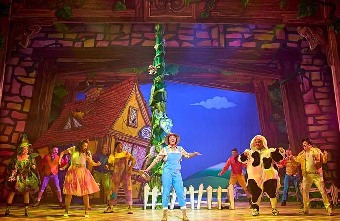 Jack and the Beanstalk at Hackney Empire, London – 'Clive Rowe is on ...