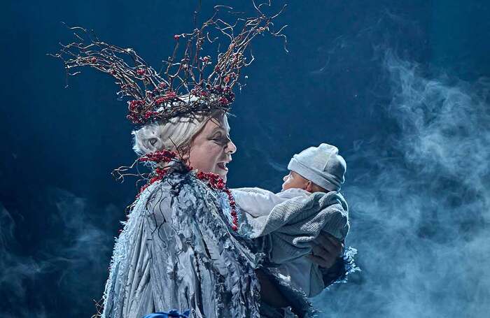 Philip Pullman’s The Book of Dust – La Belle Sauvage review at the ...