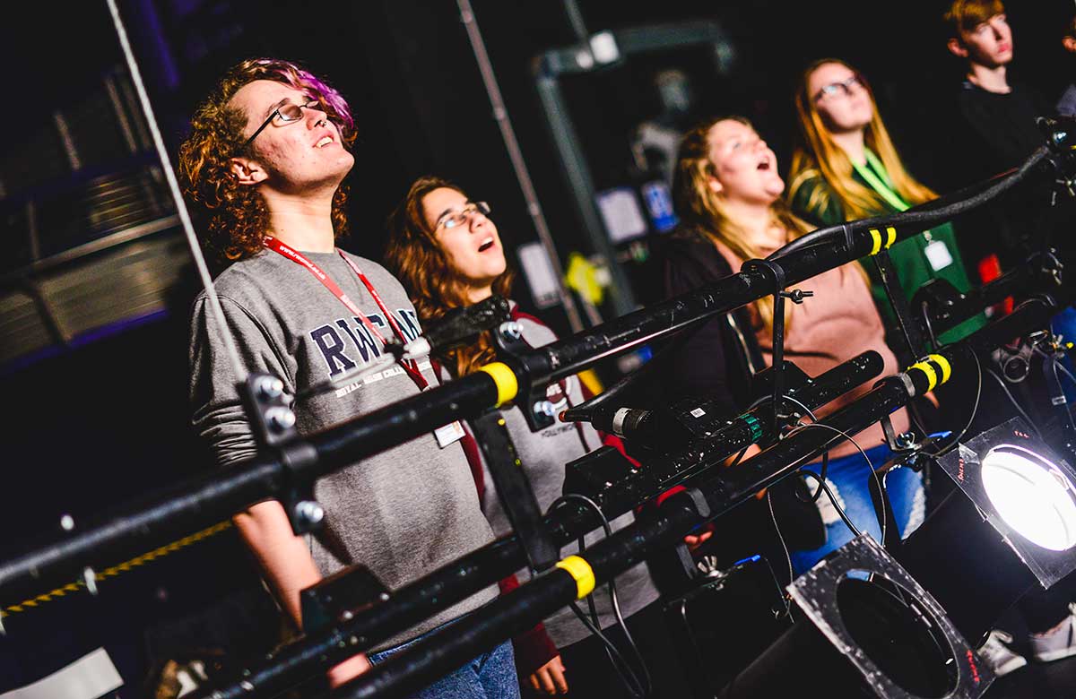 How are technical courses preparing students for today’s theatre industry?