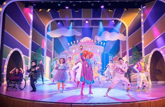 Rab Hood and the Sheriff of Shettleston (Òran Mór, Glasgow), Maw Goose ...