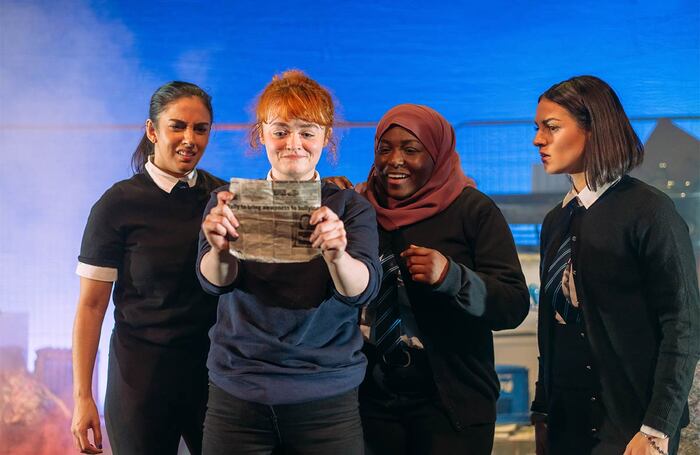 Scottish theatre round-up: Moonset (Tron Theatre, Glasgow) and The Man ...