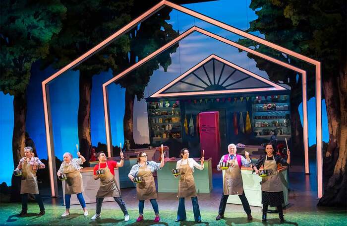 The Great British Bake Off Musical review at the Noël Coward Theatre ...