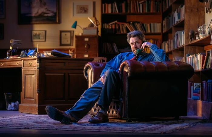 Educating Rita review at Perth Theatre starring Gray O’Brien and ...