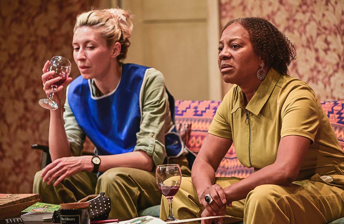 Es & Flo review at Wales Millennium Centre, Cardiff by Jennifer Lunn