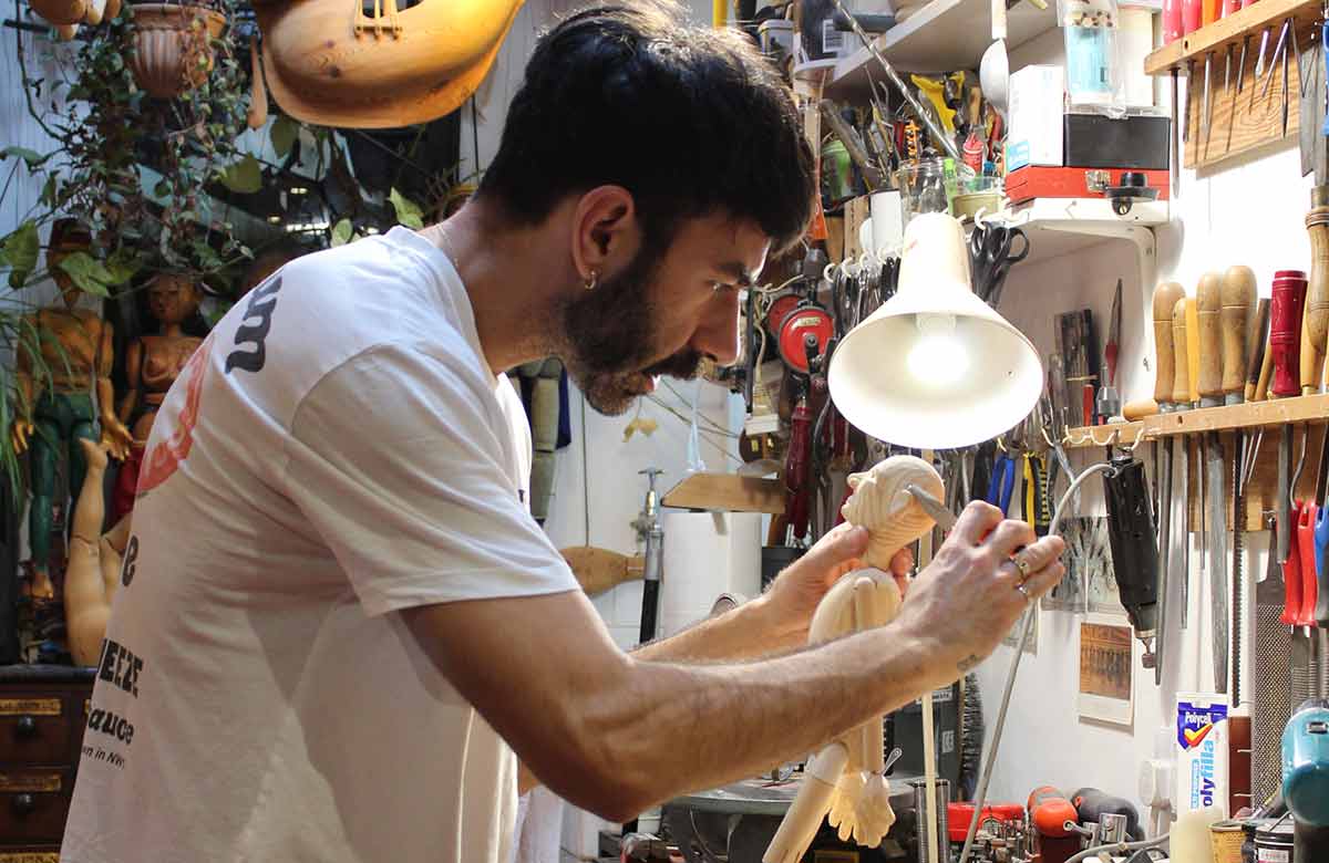 Marionette-making at risk of dying out – Heritage Crafts charity