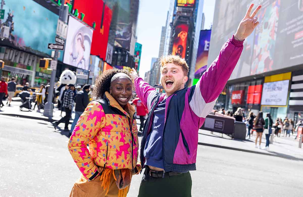 Meet cute: 36 hours in NYC with romcom musical Two Strangers (Carry a ...