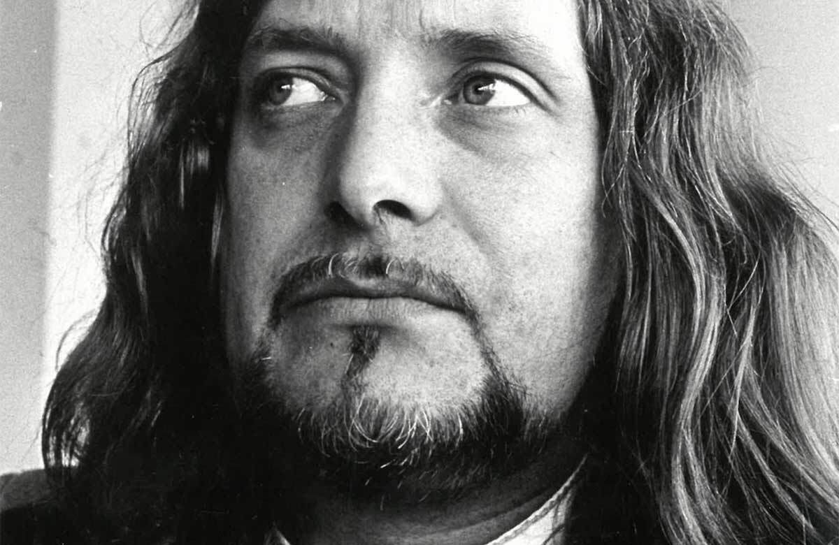 Obituary of Peter James, artistic director and LAMDA principal