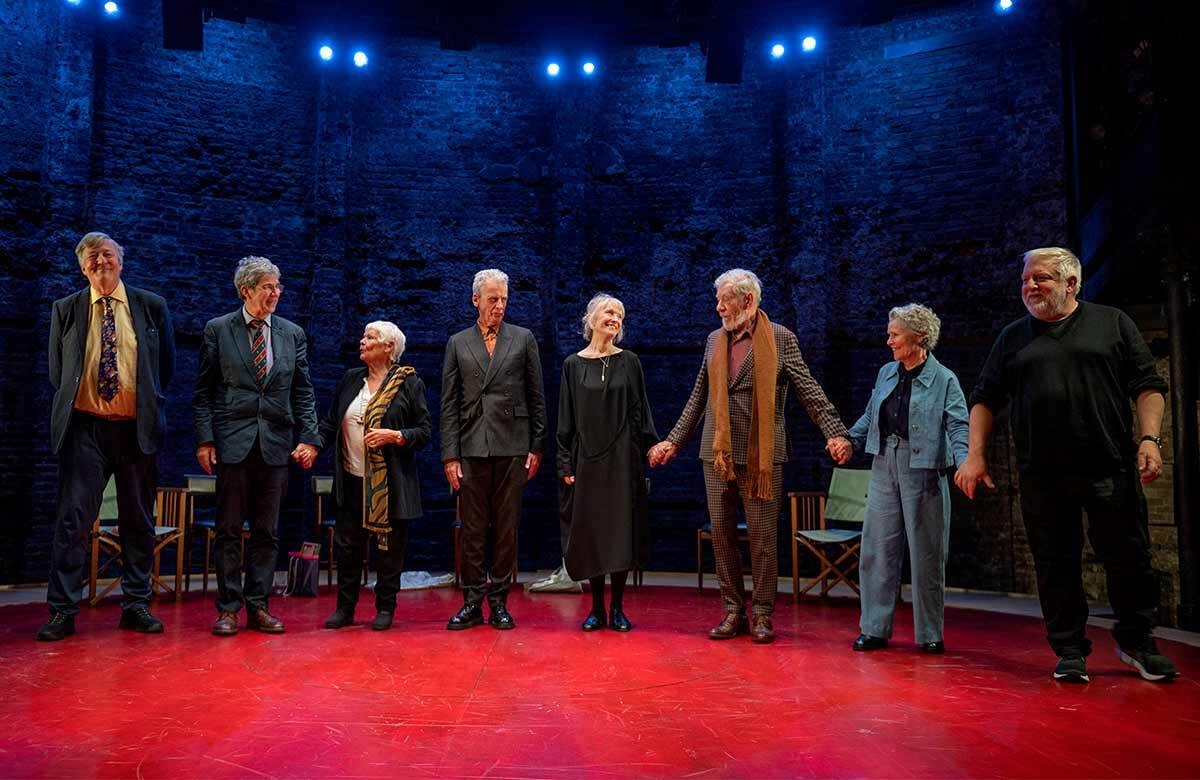 Judi Dench to return to Almeida in fundraiser for medics in war zones