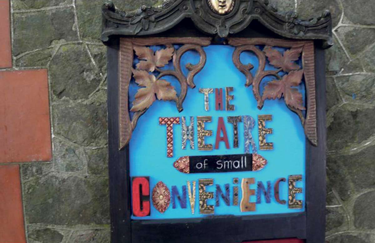 'World's smallest theatre' in former toilet to reopen