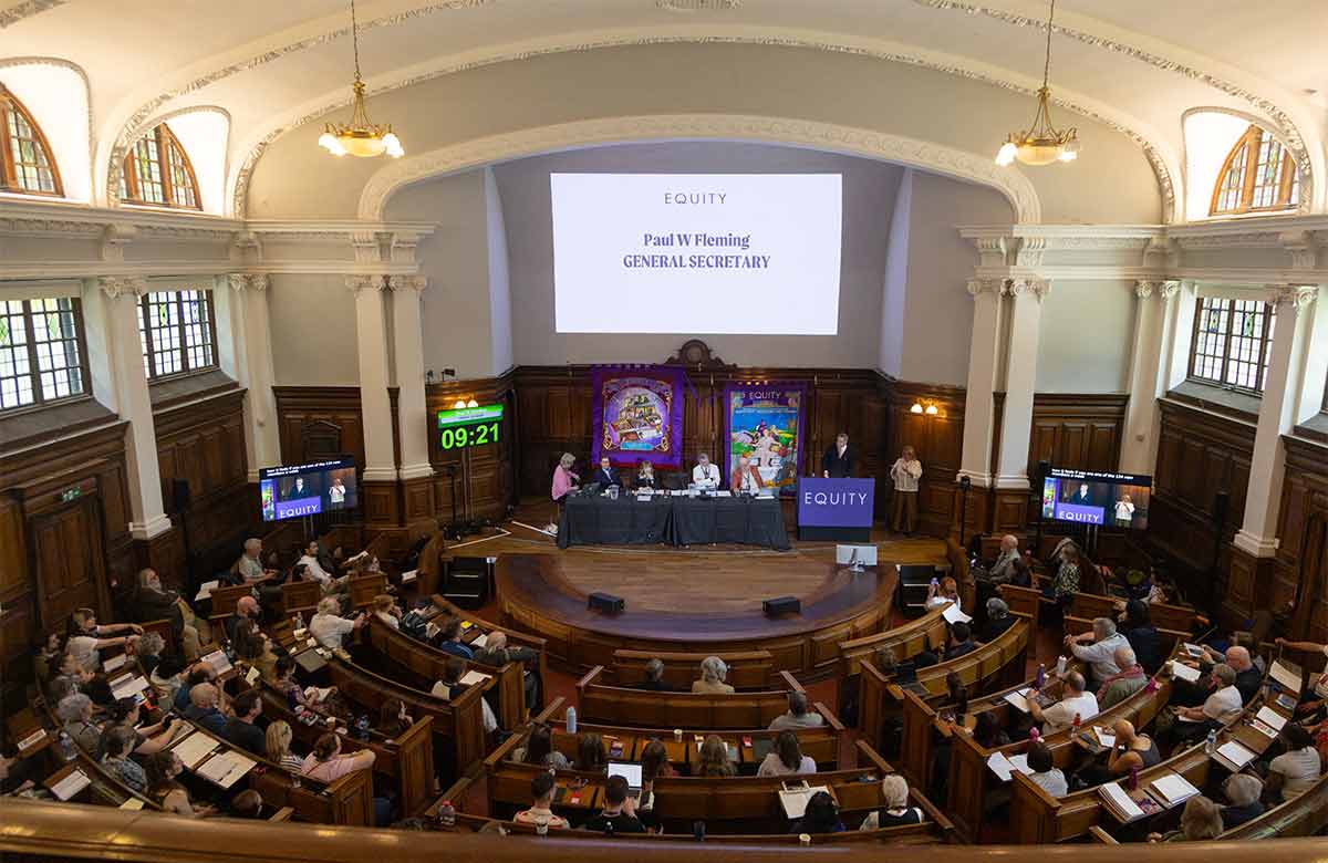 Front-of-house protocols for racist behaviour needed in theatres ...