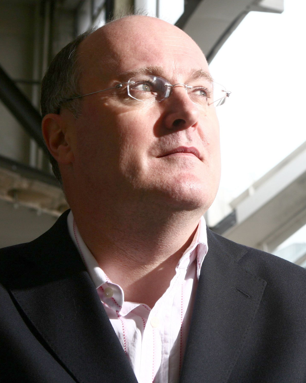 Public figures join together to defend government arts funding