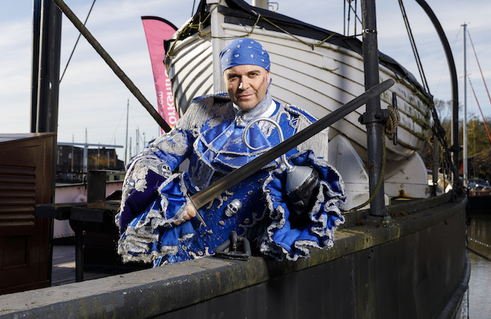 Peter Pan review, Hull New Theatre, Hull, 2017