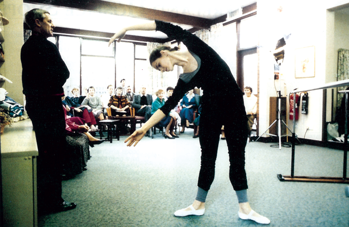 Art offers ‘something extra’ to enhance health and well-being