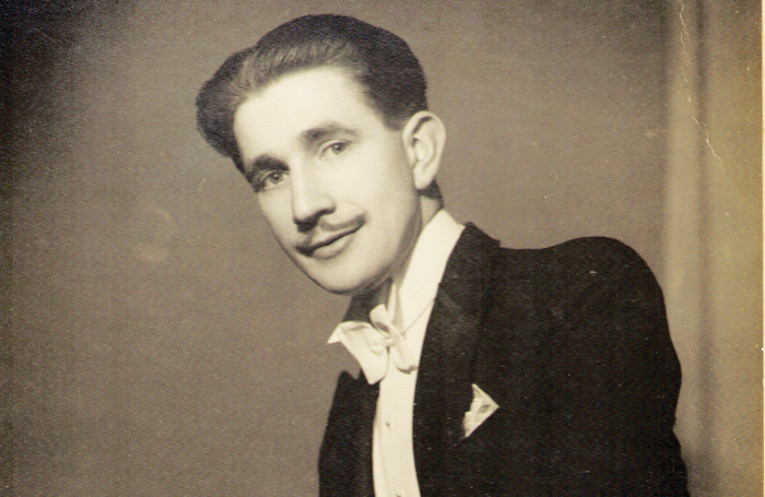 Wyn Calvin: pantomime hero and Welsh prince of laughter